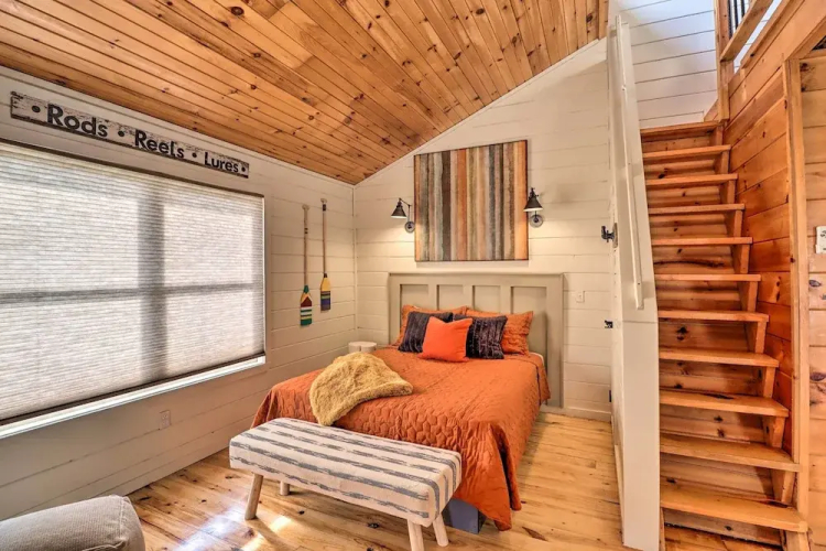 Pet-friendly Studio W/ Loft & Mountain Views! - 멜버른