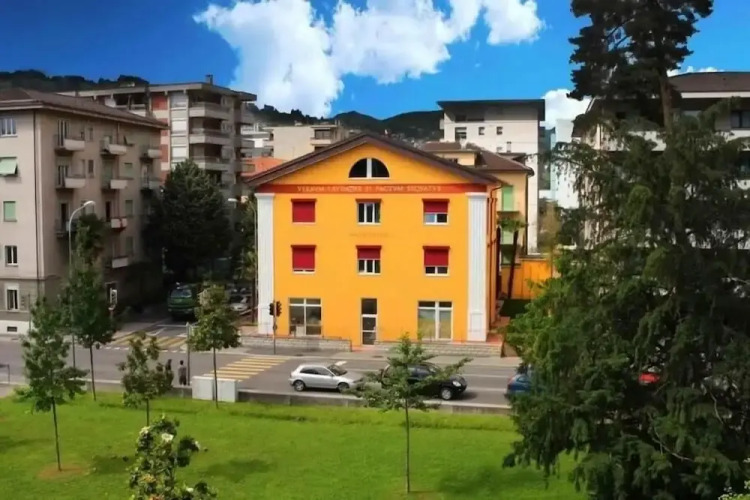 Guesthouse Lugano University - Lugano