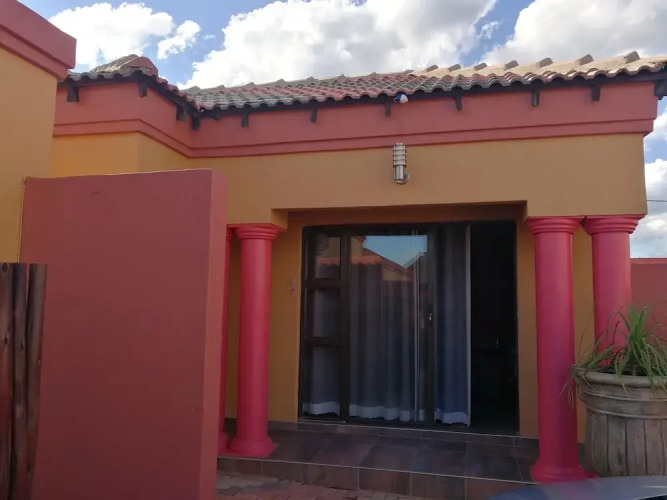 Thavhani Guest House - Thohoyandou