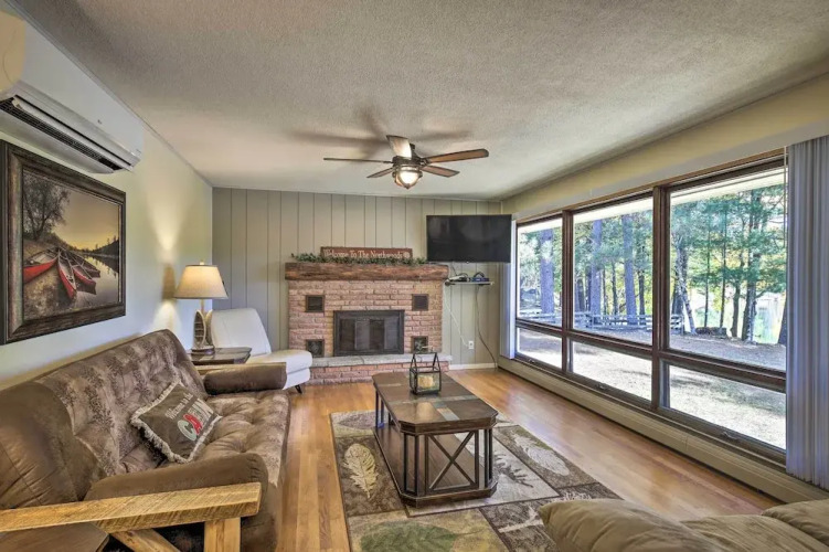 Eagle River Waterfront Home W/ Dock & Fire Pit! - Eagle River, WI