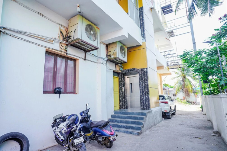 Fabhotel Aishwarya Inn - Chennai