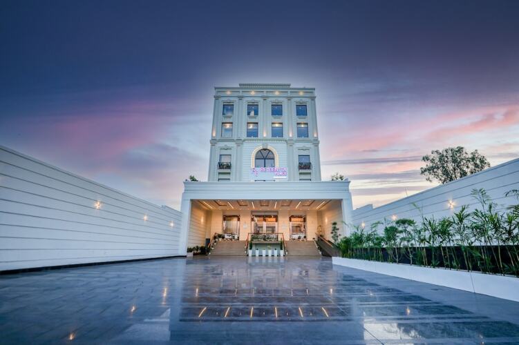 Regenta Place Phagwara By Royal Orchid Hotels Limited - Phagwara