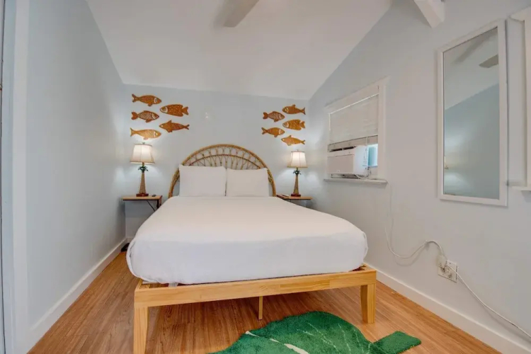 New The Cottage At James House - Key West, FL