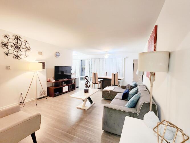 Stayspro - Executive Santa Monica Suites - Los Angeles, CA