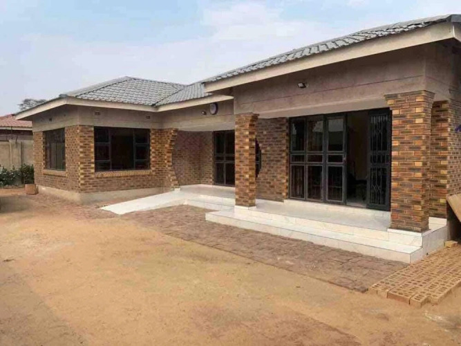 Manacomfy - 14bed House - 4 Baths - Victoria Falls - Victoria Falls