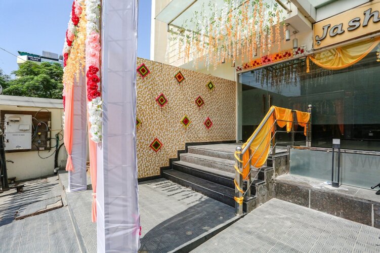 Fabhotel Mng - Kanpur