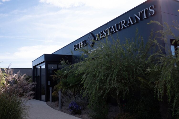 Logis- Hôtel & Restaurant La Maison Des Blés - Essonne