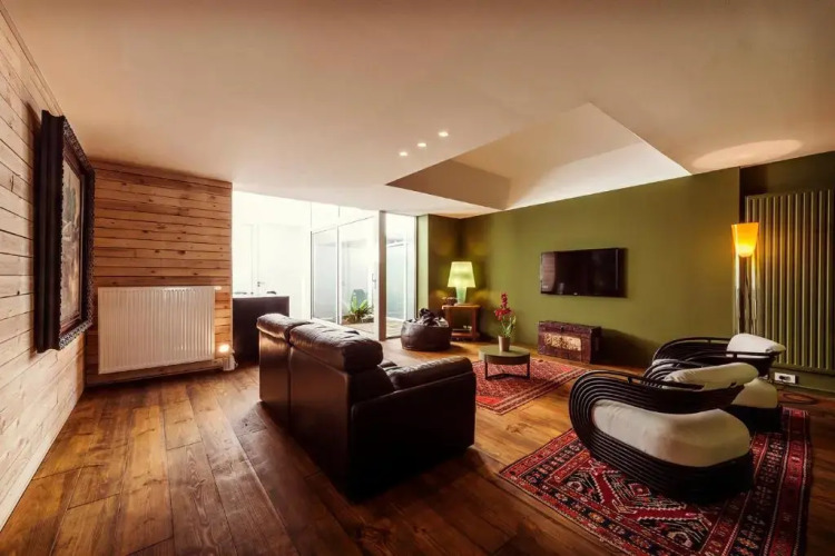 Studio 17 - Ghent (Belgium)