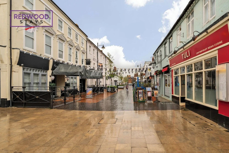 London Street Apt By Redwood Stays - Basingstoke