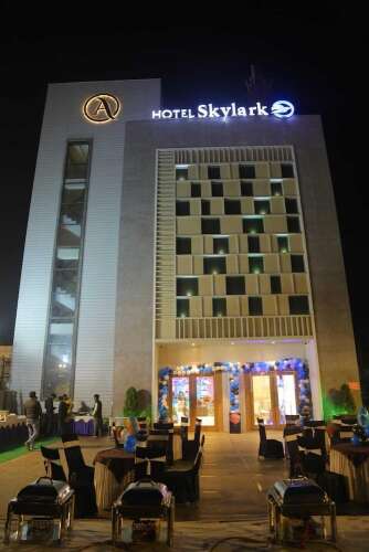 Hotel Skylark - Bareilly