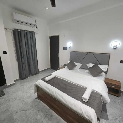 The Shivaay Palace - Varanasi