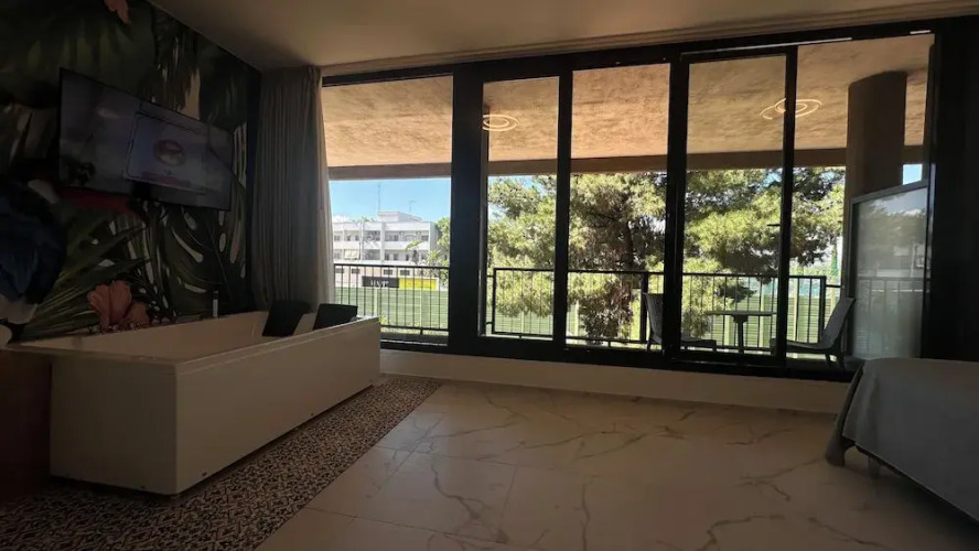 Puglia Promenade Apartment 5 - Bari