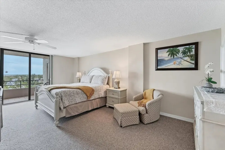 Anchorage Resort Top Floor 2 Bedroom Condo With Gulf Views 2 Condo - Siesta Key, FL