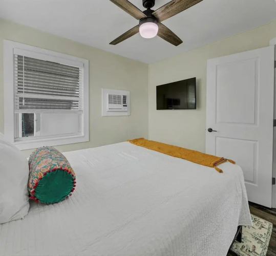 Safety Harbor Motel - Palm Harbor, FL
