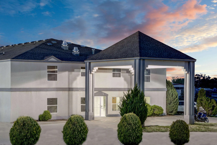 Travelodge By Wyndham Fort Myers Airport - Lehigh Acres, FL