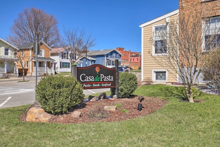 Downtown Canandaigua Apt: 1 Mi To Lake & Pier! - Canandaigua, NY