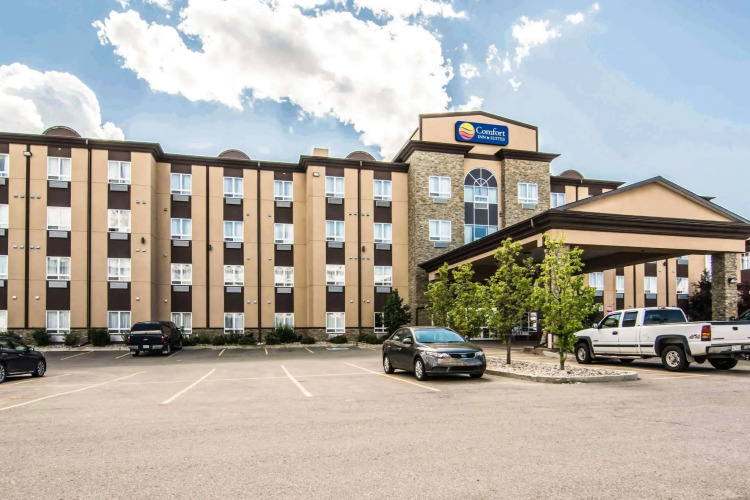 Comfort Inn & Suites - Fort Saskatchewan