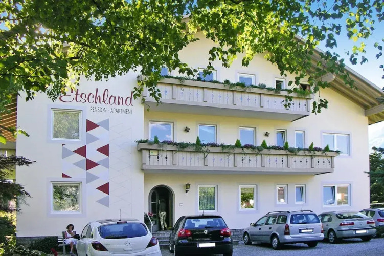 Apartment In Trentino, South Tyrol With Garden - Tirol