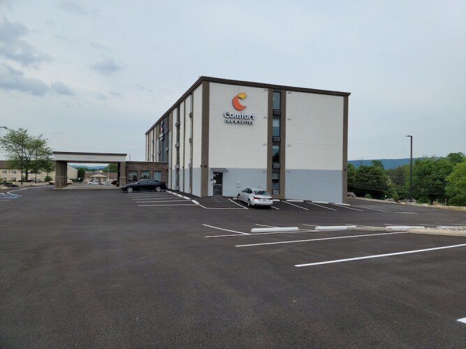 Quality Inn & Suites Outlet Village - Reading, PA