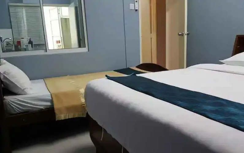 Shamrock Beach Villa Penang No3 Sleeps 22 - Batu Ferringhi