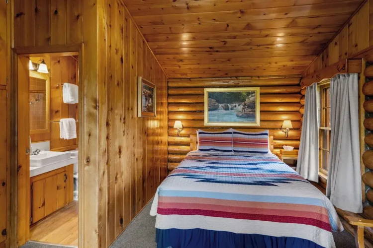 El Western Cabins & Lodges - Ennis, MT
