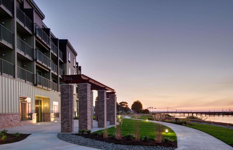 Hampton Inn And Suites Astoria - Astoria, OR
