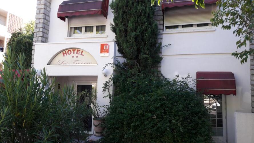 Hôtel Les Troenes - Montpellier