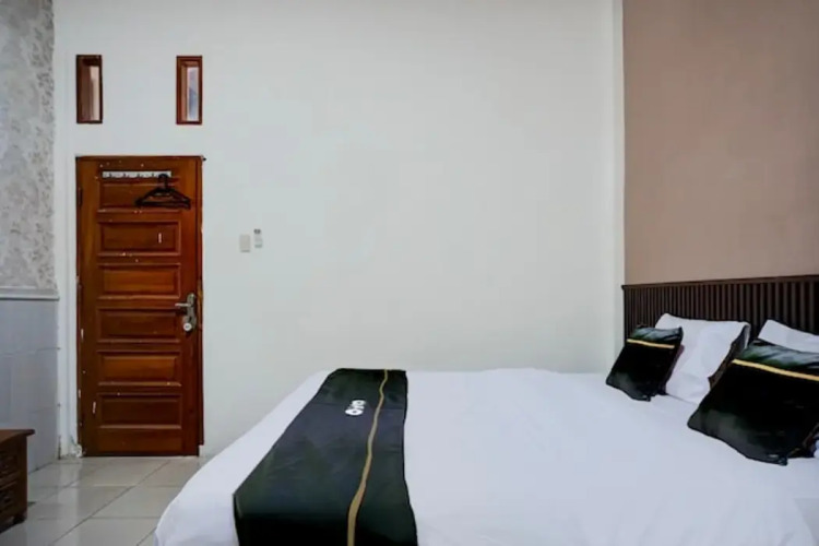 Hotel O Kuta Alam Near Masjid Oman Al-makmur Formerly Daka Hotel - Banda Aceh