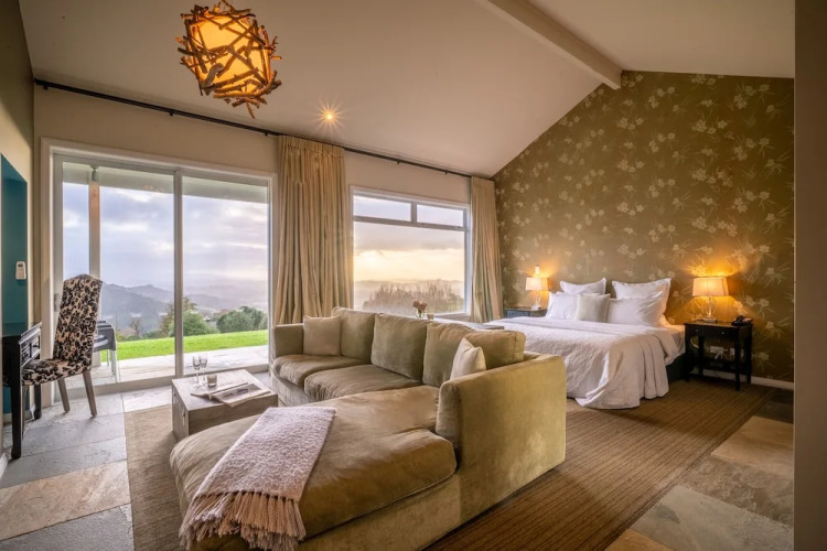 Woodhouse Mountain Lodge - Northland