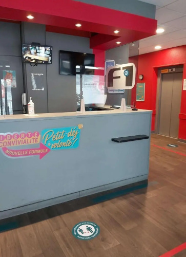 Hotelf1 Paris Porte De Montreuil - Vincennes