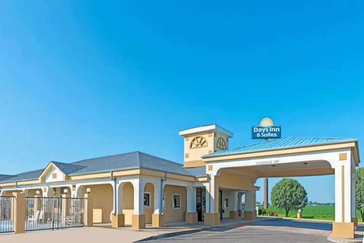 Days Inn & Suites Osceola Ar - Arkansas