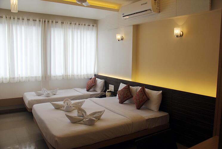 Hotel Saiprasad Executive, Solapur - Solapur