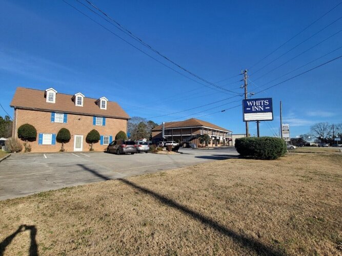 Whits Inn - Monroe, GA
