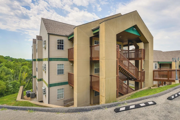 Branson Resort Condo ~ 2 Mi To Silver Dollar City! - Table Rock Lake