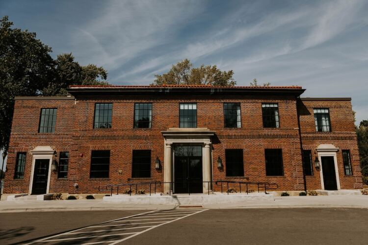 Hatchery Riverside Hotel & Event Venue - La Crosse, WI