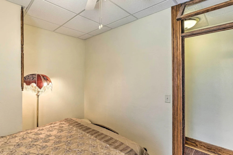 Shop, Hike & Explore! Historic Dtwn Custer Apt - Custer, SD