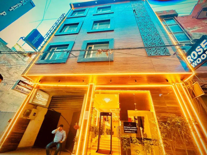 Bh Hotels Lucullan I Hotel In Mahipalpur - New Delhi