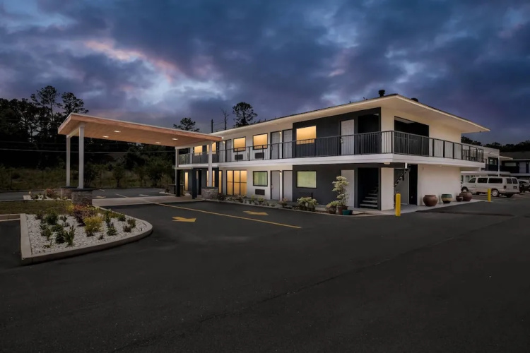 Quality Inn & Suites East Point - Atlanta Area - Union City, GA