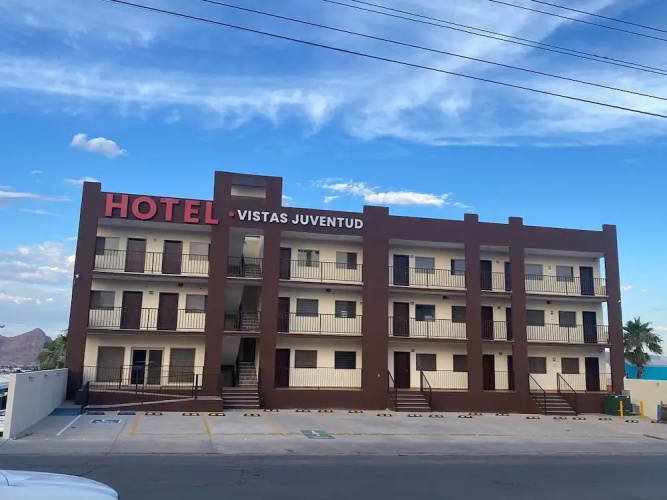 Hotel Vistas Juventud - Chihuahua