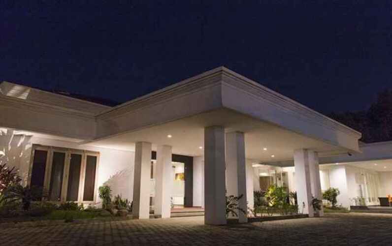 Gm253 Hotel - Jember