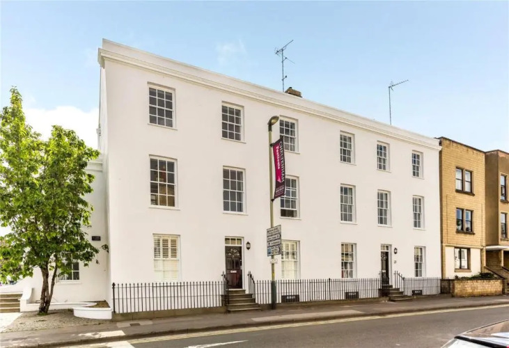 3, Gainsborough House - Cheltenham