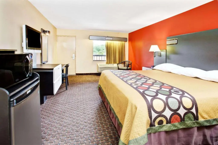 Super 8 By Wyndham Livermore - Livermore