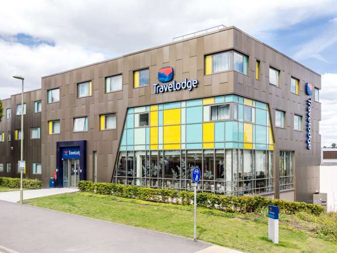 Travelodge Aldershot - Farnham