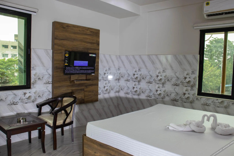 Anandaloke Residency - Kolkata