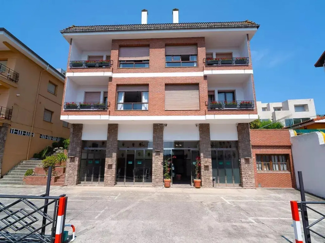 Alojamientos Valdecilla 3000 - Santander, España