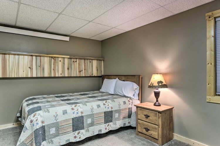 Hill City Log Cabin W/ On-site Trout Fishing! - Hill City, SD