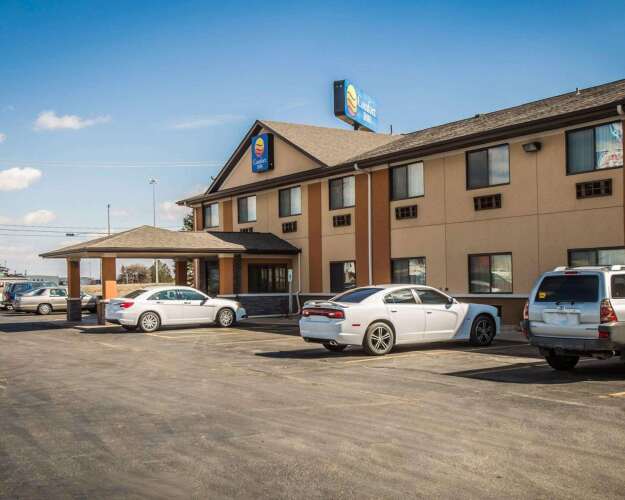 Comfort Inn Morris I-80 - Morris, IL
