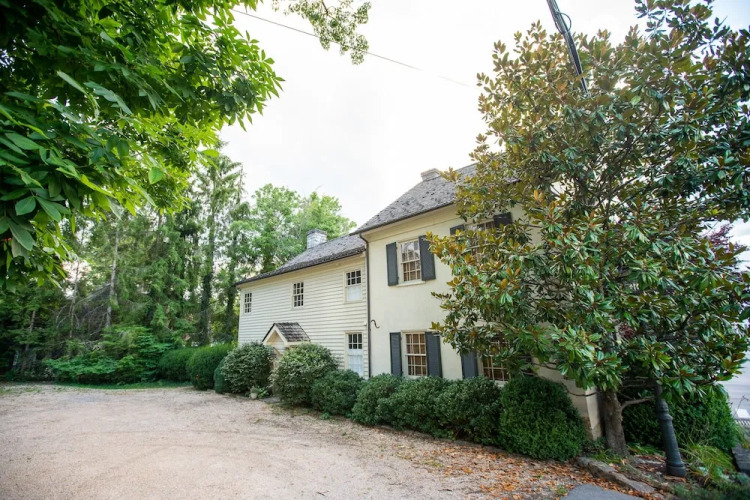 Thomas Rose Inn - West Virginia
