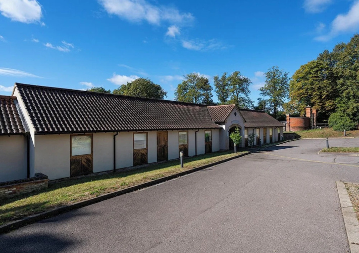 Ridings At Theobalds Park - Enfield