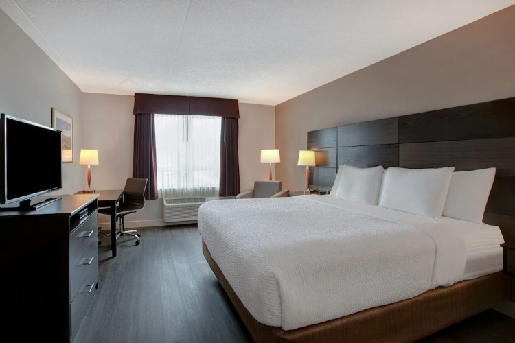 Days Inn & Suites Collingwood - Collingwood